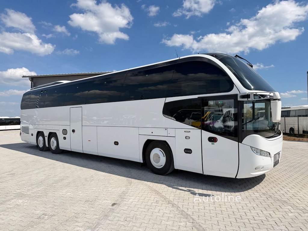 Neoplan CITYLINER L P16 turistički autobus
