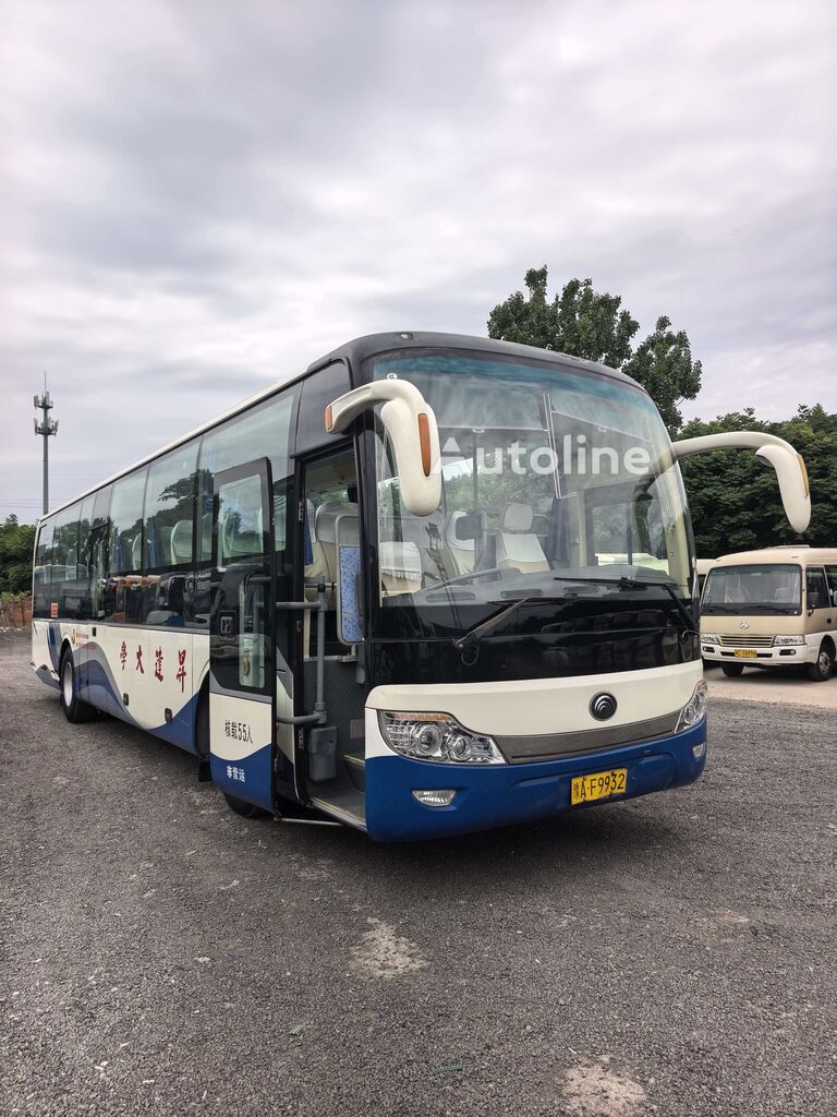 Yutong ZK6121 turistički autobus