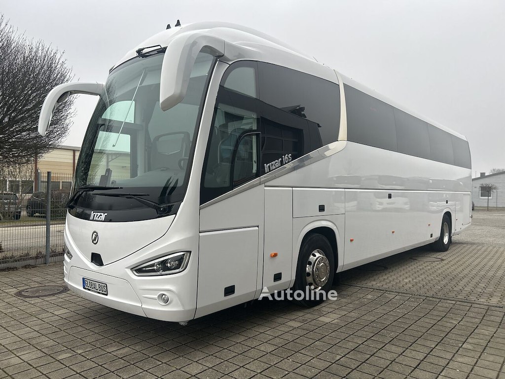 Irizar I 6 S 13.37 turistički autobus