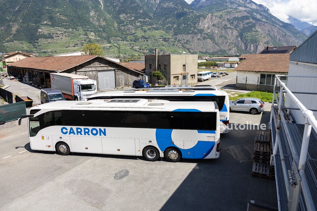 Mercedes-Benz Tourismo RHD turistički autobus