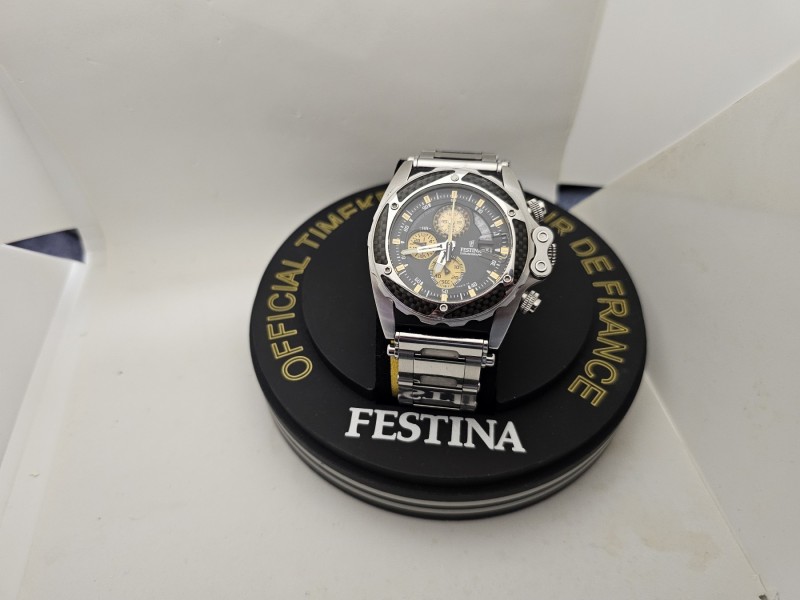 TOP muski sat FESTINA hronograf original