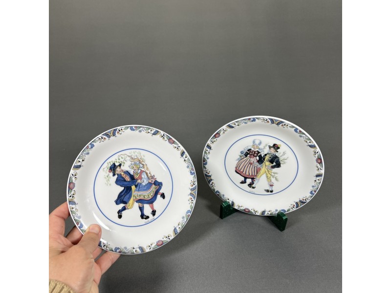 Porfyrand Sweden 2 porcelanska tanjira Swedish National