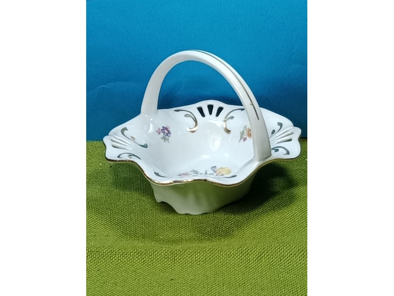 Porcelanska KORPICA za sitnice GDR Nemačka