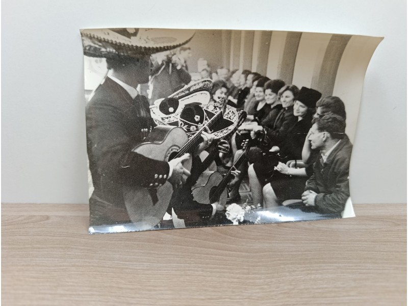Vintage fotografija – Jugoslovenski marijači ansambl