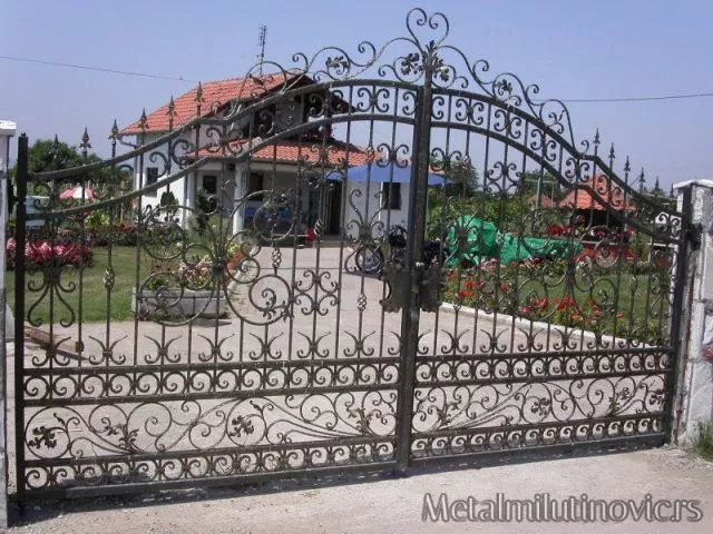 KOVANE KAPIJE - MODEL 30