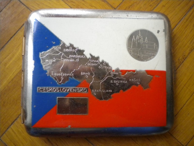 Čehoslovačka TABAKERA retro