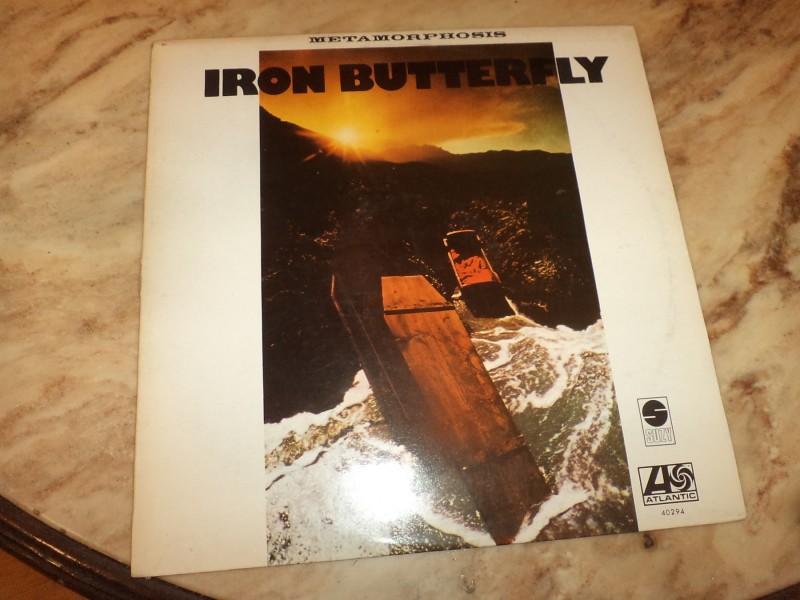IRON BUTTERFLY - Metamorphosis
