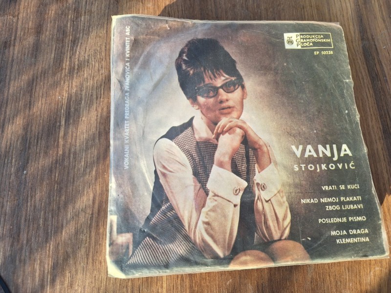 Singlovi - Zanimljivi naslovi POGLEDAJ