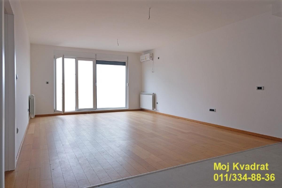 Voždovac, Voždovačka crkva - Bože Jankovića, 94m2