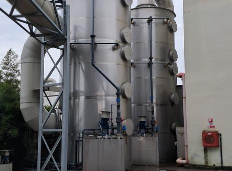 Steeltech primarni i sekundarni skruber od 100m3. Napravljen od ASI 304 materijala sa priključenim sistemom za ekstrakciju.