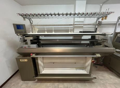 SES 122 FF Shima Seiki затварање лабораторије плетења Милано Италија