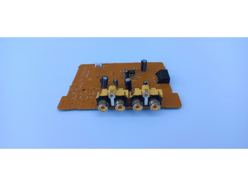Utičnica 4xRCA modul LVA10652-A6