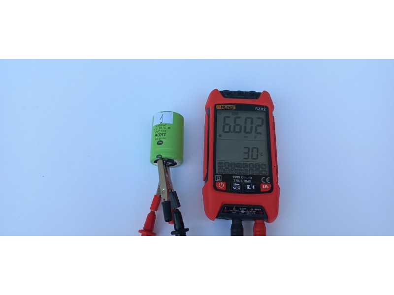 TEST! Elektrolitski kondenzator 6800uF 71V SONY (1)
