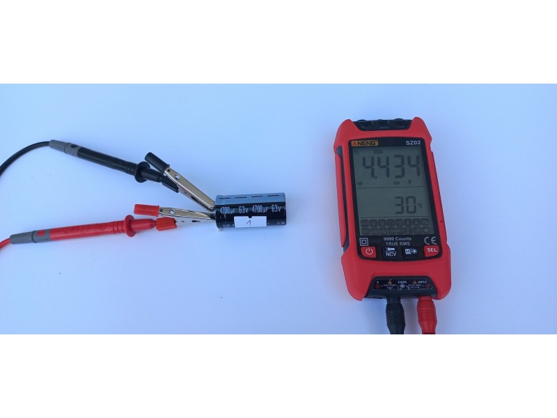 TEST! Elektrolitski kondenzator 4700uF 63V (1)