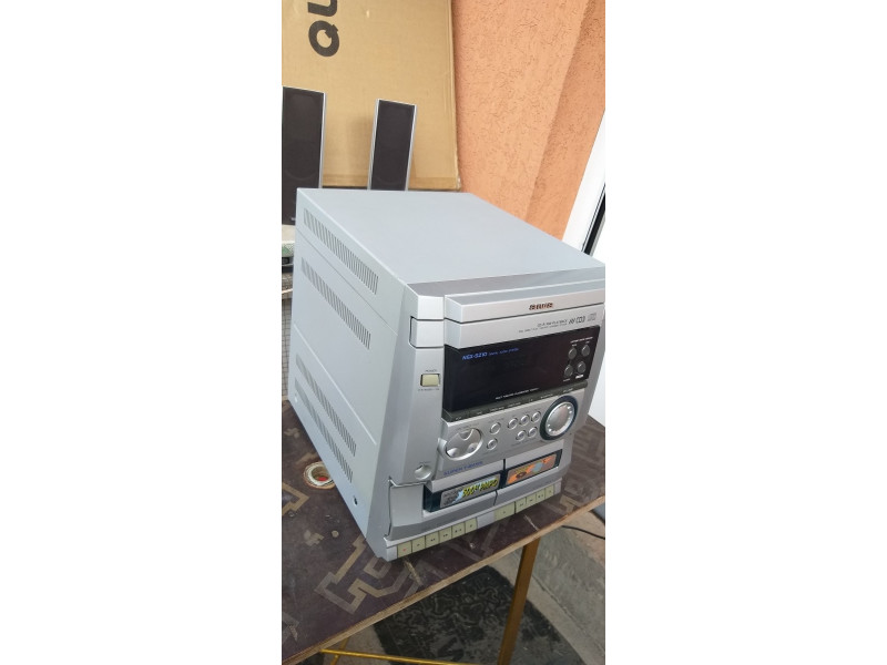 Muzicka linija AIWA sa zvucnicima 2 x 120 W