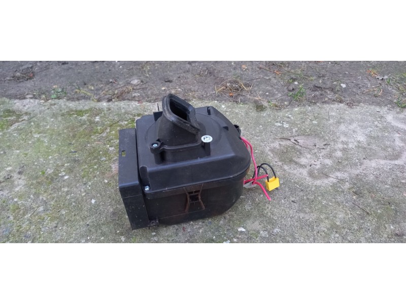 Usisivač elektromotor 2