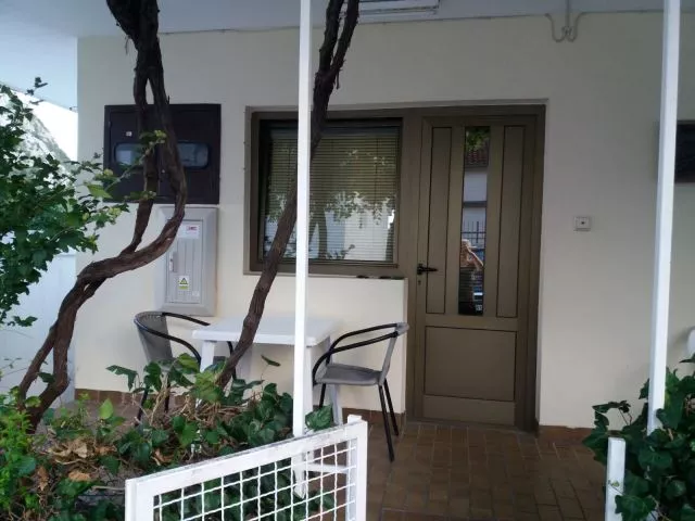 CRNA GORA - BAR - SUTOMORE - APARTMAN