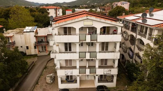 SMESTAJ JAZ BUDVA