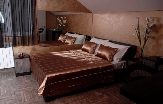APARTMAN MANHATTAN
