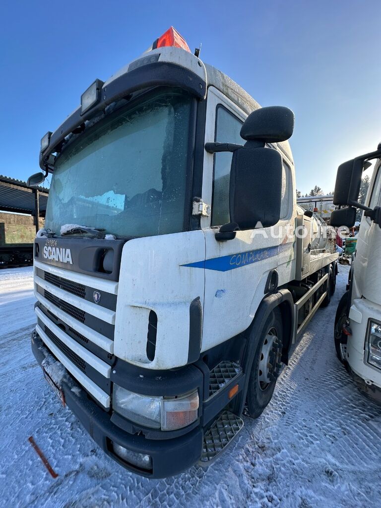 Scania P114 autofekalac