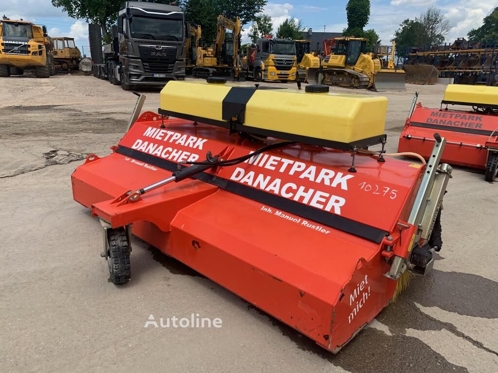 Adler K 750 – 270 cm vučeni čistač puteva