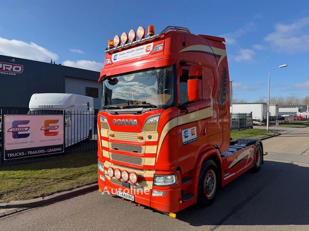 Scania S580 V8 Full air-Hydraulic-SPECIAL INTERRIOR tegljač