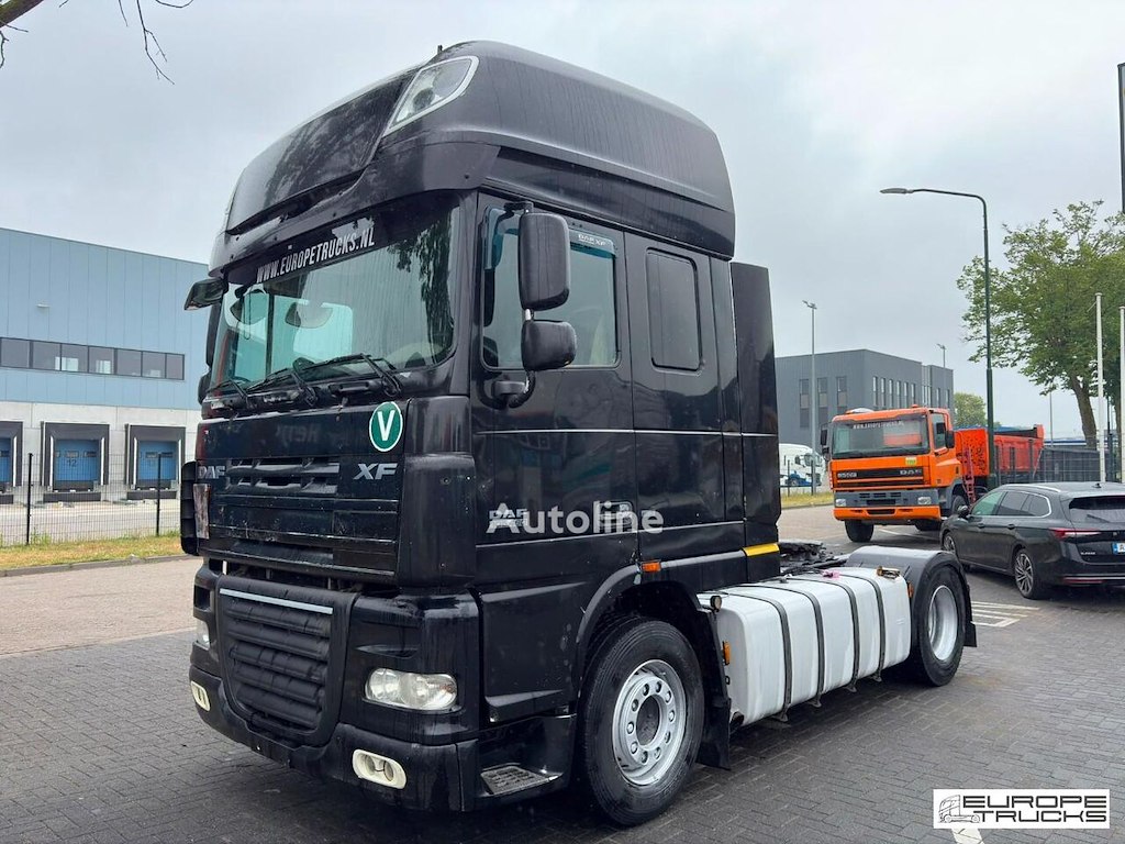 DAF XF105.460 Steel/Air - 2 Tanks - Manual - Airco - SSC tegljač