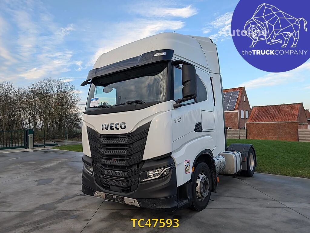 IVECO S-Way 480 tegljač