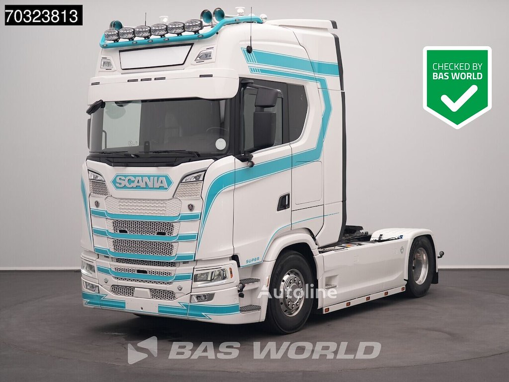 Scania S590 4X2 V8 Retarder Full-Air 2x Tanks Standklima ACC Navi Leder tegljač