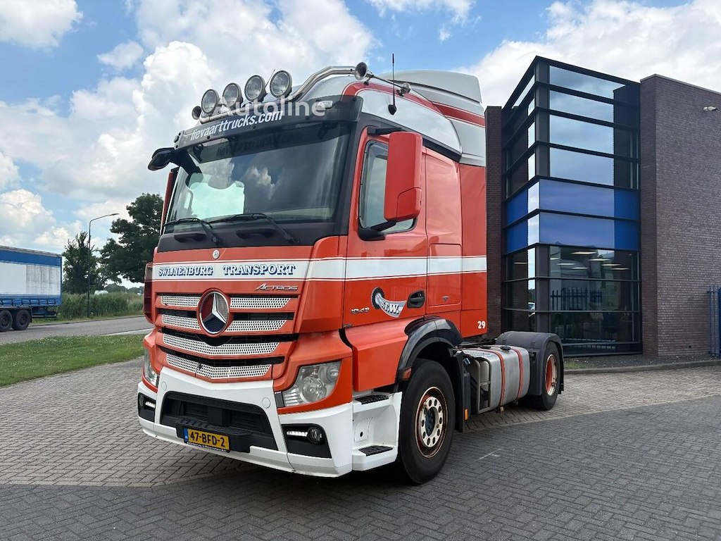 Mercedes-Benz ACTROS tegljač