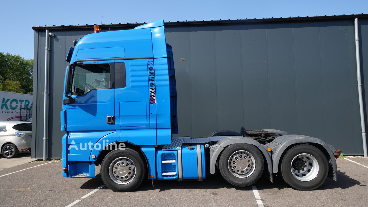 MAN TGX 26.460 6x2 tractor unit 674.600km tegljač