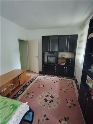 Dvoiposoban stan na Miljakovcu 1
