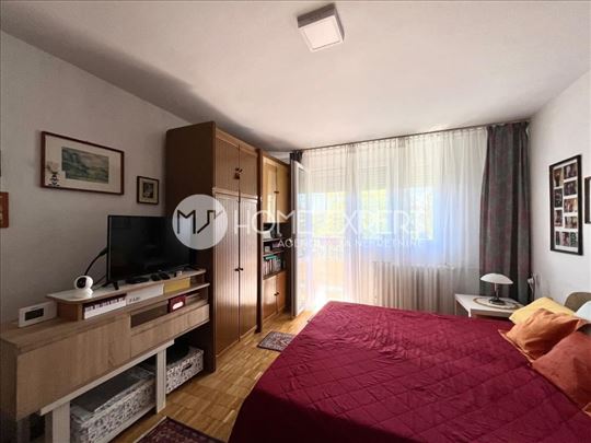 Dvosoban stan 53m2 na Staroj Detelinari