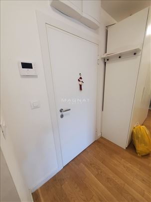 Zelena Avenija - lux stan sa garažom ID#5514