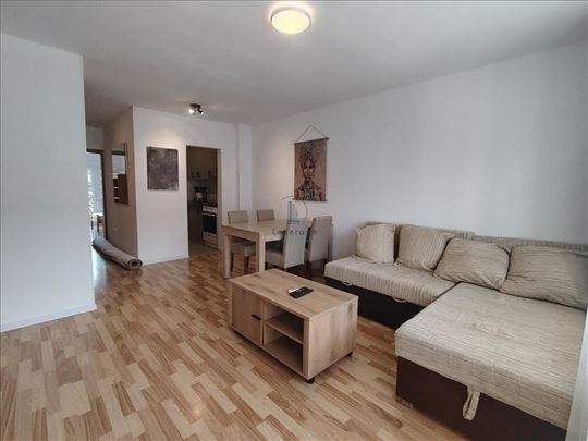 Zemun polje, Jurija Rakitina, 70m2