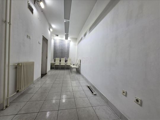 Retko u ponudi – Uknjižen lokal u Višegradskoj, 18