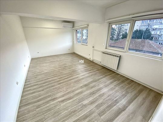 Voždovac, Autokomanda, Tabanovačka, 150m2 ID#40344