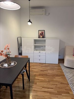 Zvezdara, Koste Taušanovića, garsonjera 27 m²