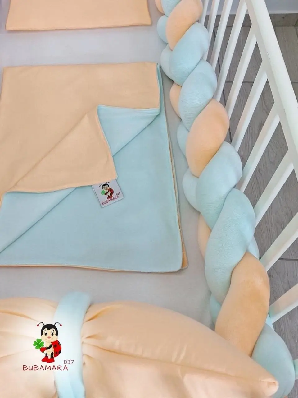 Bubamara037 Pletenica za krevetac, Trostruka, 120 cm, Plava