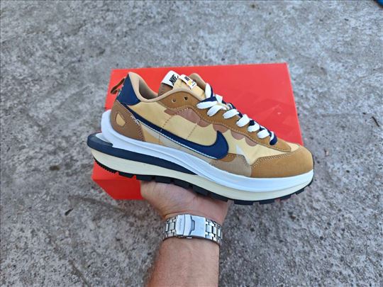 Nike Vaporwaffle sacai Sesame Blue Void