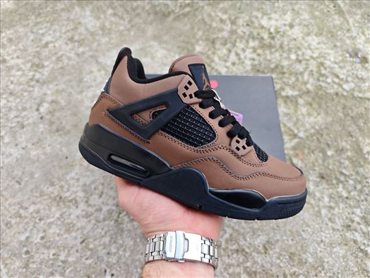 Nike Air Jordan 4 Retro
