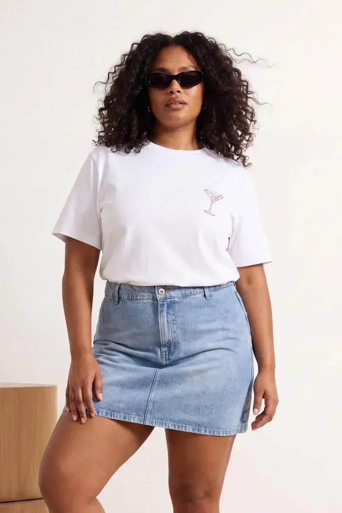 Trendyol Curve Ženska majica TBBSS26BF00078, Bela