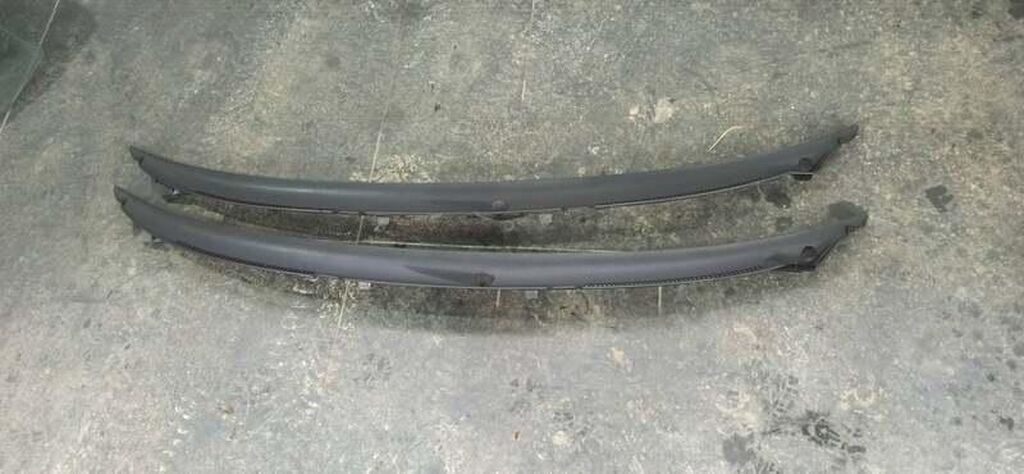 PLASTIKA BRISACA ZA AUDI A8 OD 2002. DO 2010. GOD. | Plastika