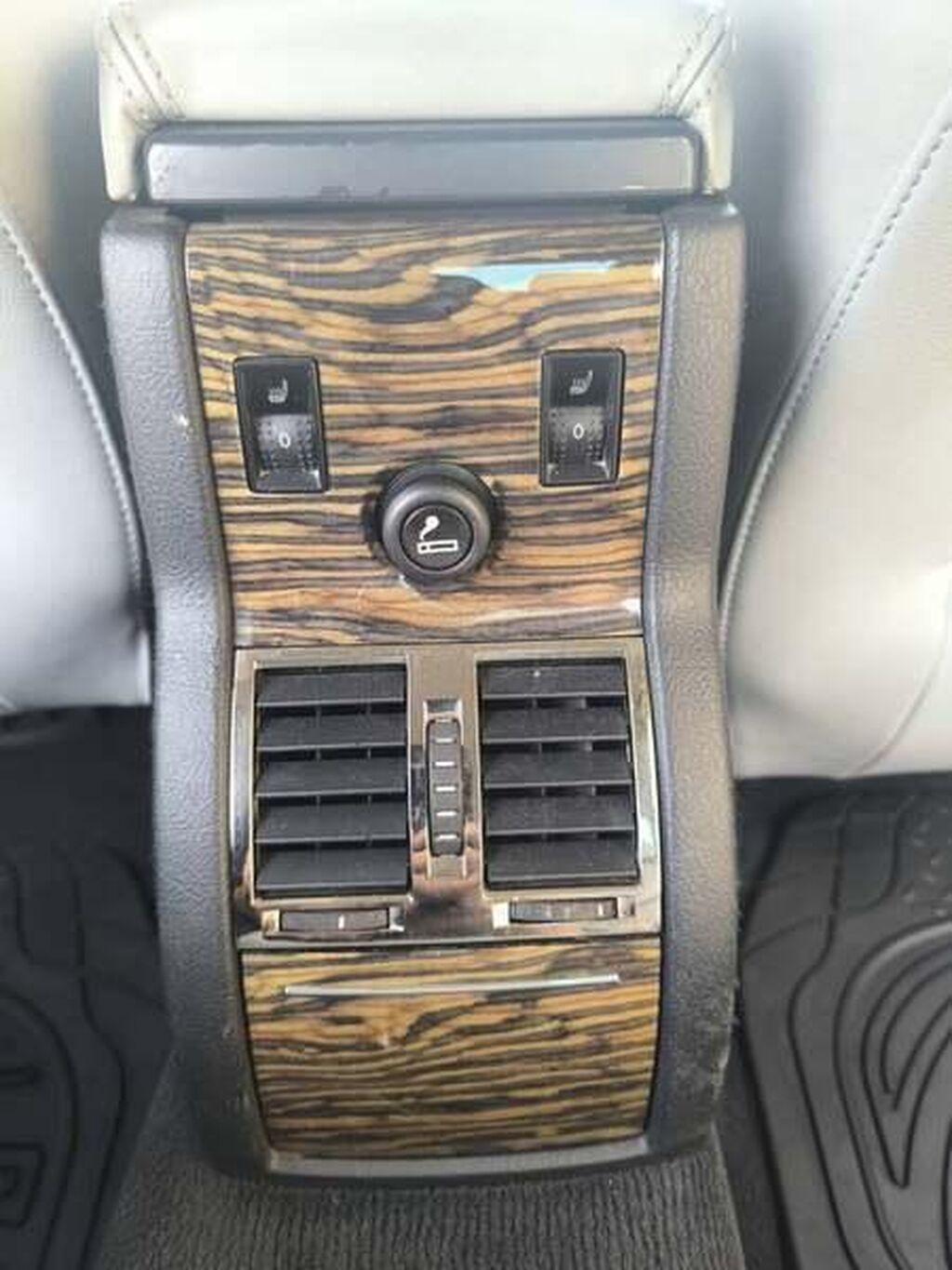 MAHAGONI PLASTIKE ENTERIJERA ZA ŠKODA SUPERB OD 2001. DO 2008. GOD. |