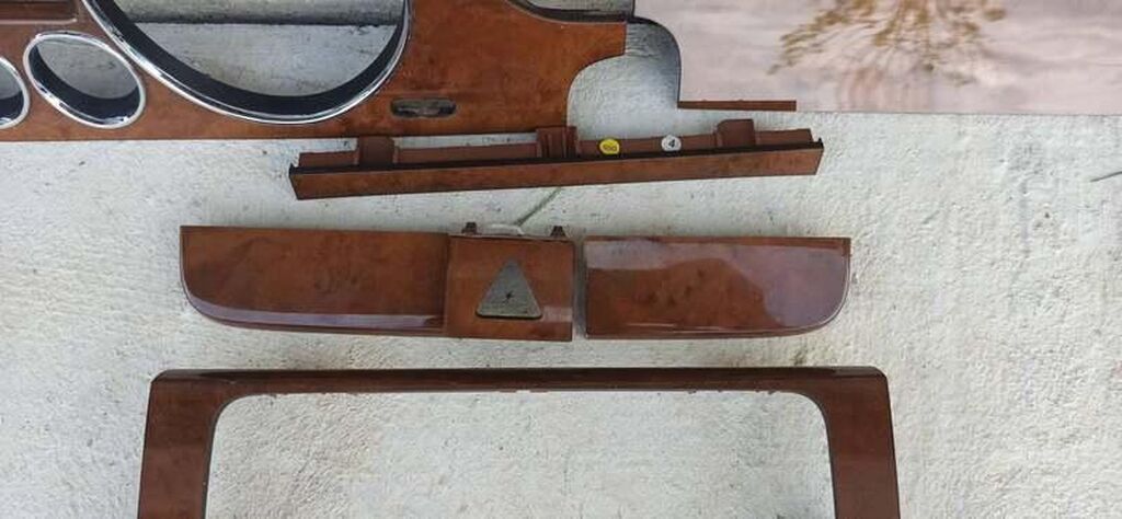 MAHAGONI TRIM ZA VOLKSWAGEN PASSAT B6 | Komplet plastika sa table i
