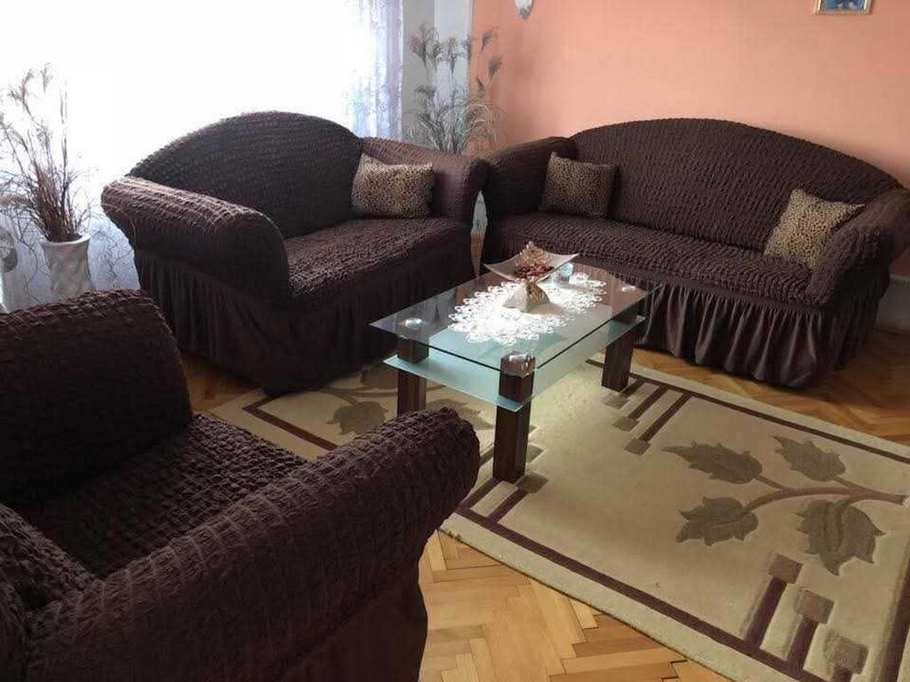 Prekrivači za trosed,dvosed i fotelju sa karnerima    Cena za