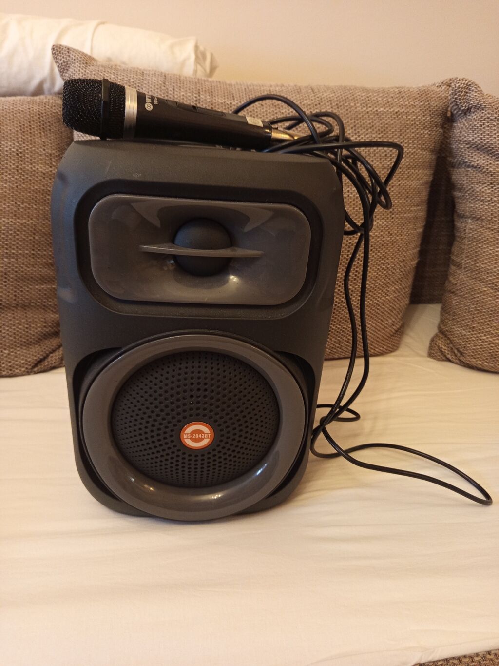 Prenosni Bluetooth zvučnik MS-2043BT sa mikrofonom - Model zvučnika