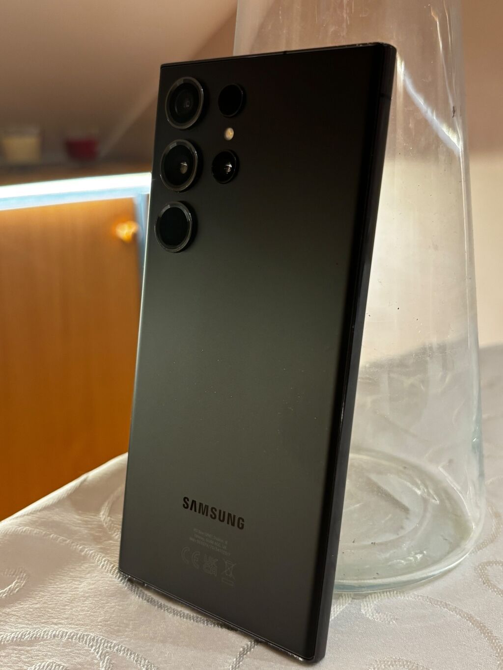 Samsung Galaxy S23 Ultra (SM‑S918B/DS) - Ekran: 6.8" Dynamic AMOLED