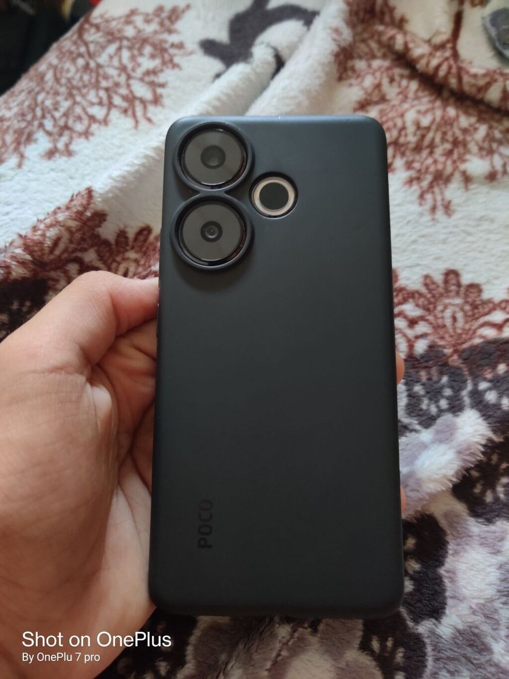 POCO f6 stanje novo full oprema moze zamena