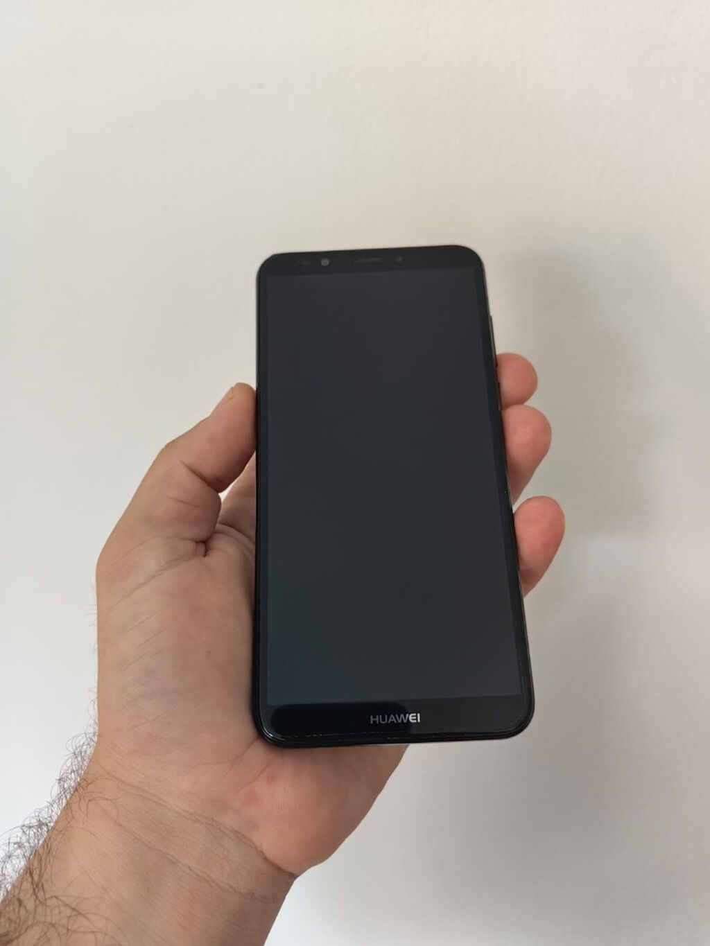 Huawei Y7 Prime 2018 dual sim, otključan za sve mreže sa 3/32gb